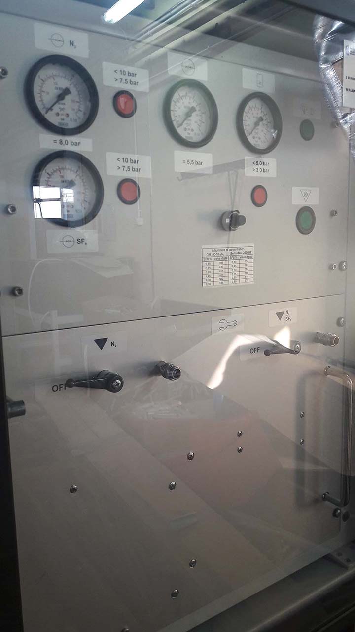 Meltec MDF-200C Dosing Furnace O1676, used | O1676
