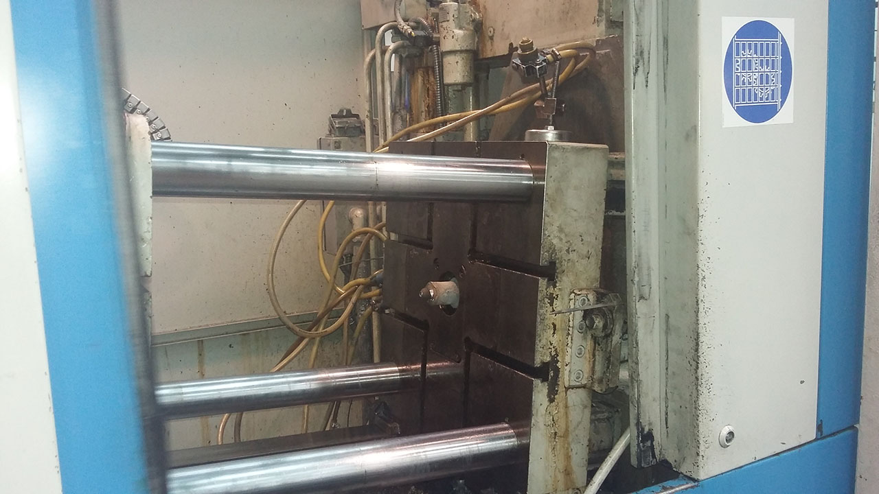 Friedrich + Pfuderer DMZ 80 hot chamber die casting machine WK1396 ...