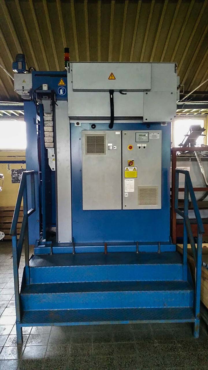 Meltec MDF-200C Dosing Furnace O1676, used | O1676