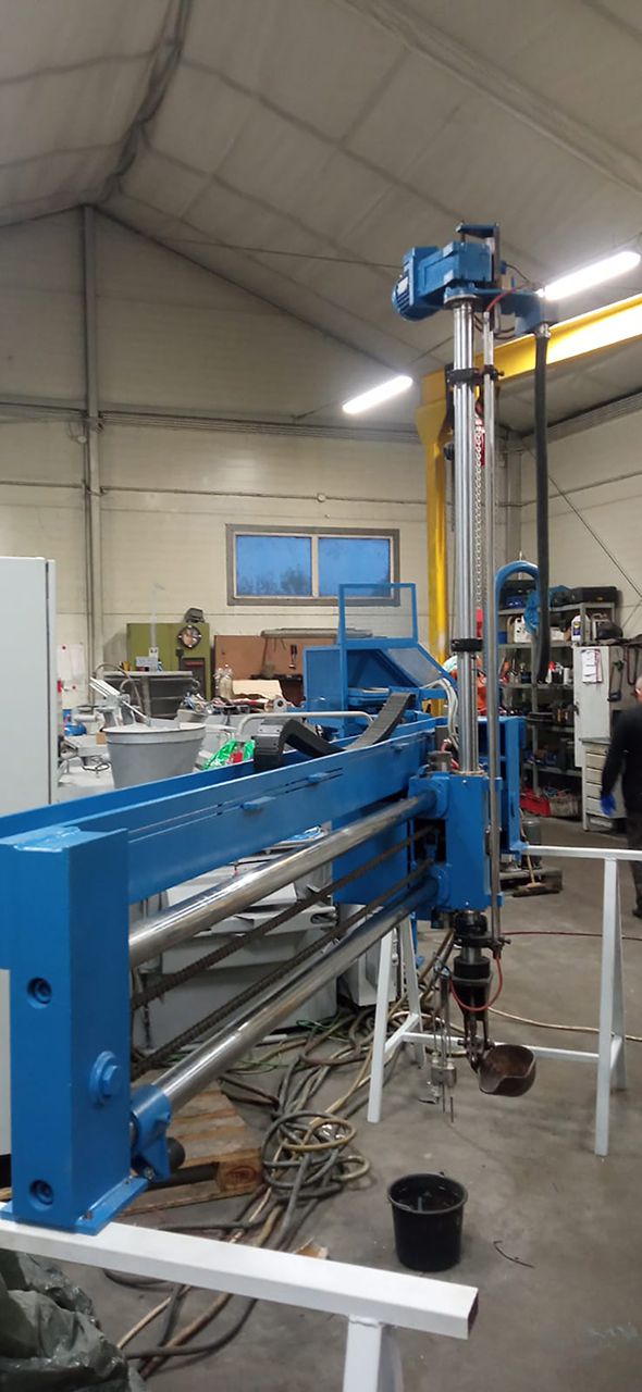 STP linear metal loader MD2011, used | MD2011