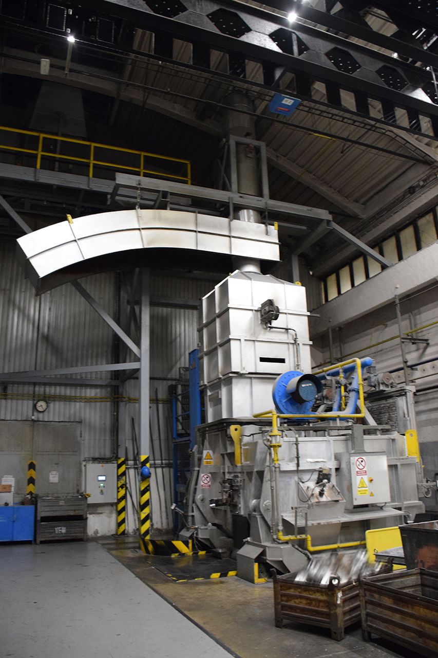 StrikoWestofen MH II-T 3000/1500 G-eg melting and holding furnace O1810 ...