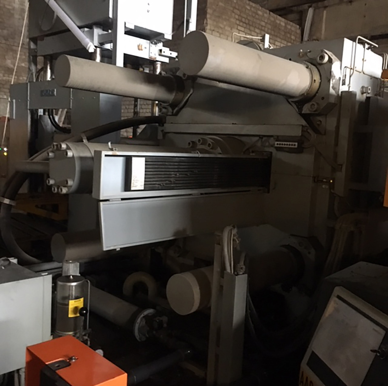 Müller Weingarten GDK 850 cold chamber die casting machine KK1501, used ...