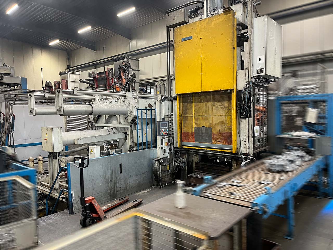 Müller Weingarten GDK 2000 / 130 Opticast cold chamber die casting ...